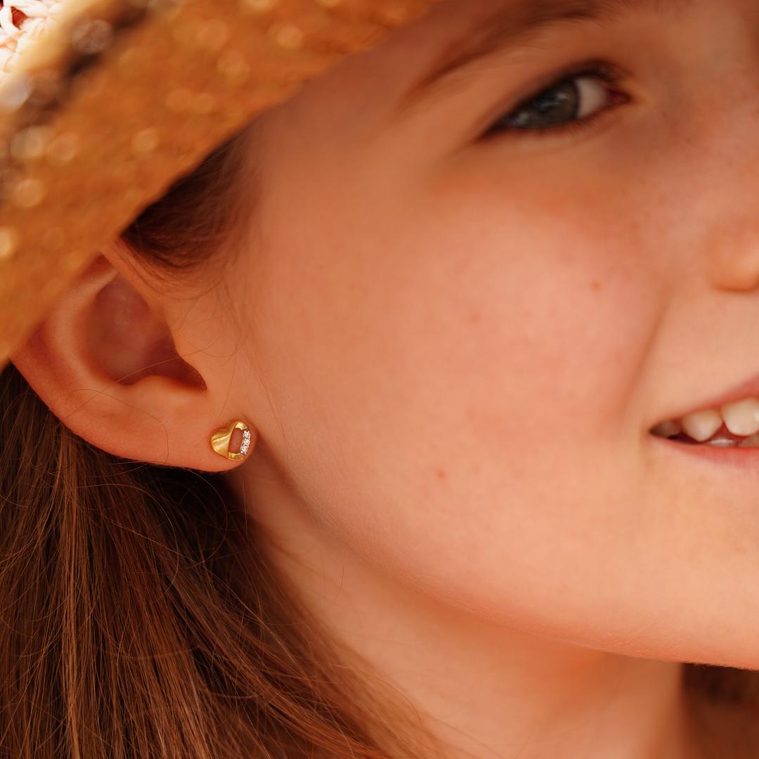 Kinderohrringe Mädchen | Liebevolle Designs für kleine Schmuckfans